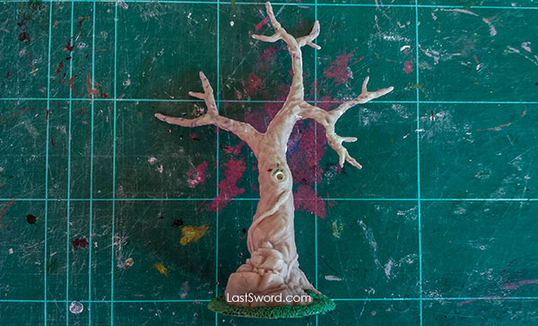 Ulthuan-Wood-Forest-Trees-Scenery-Warhammer-Resin-01 | Last Sword ...